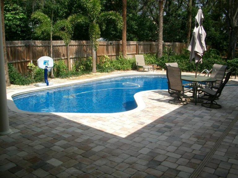 Pool Landscaping Ideas For Small Backyards: Backyards Just Got Better ...